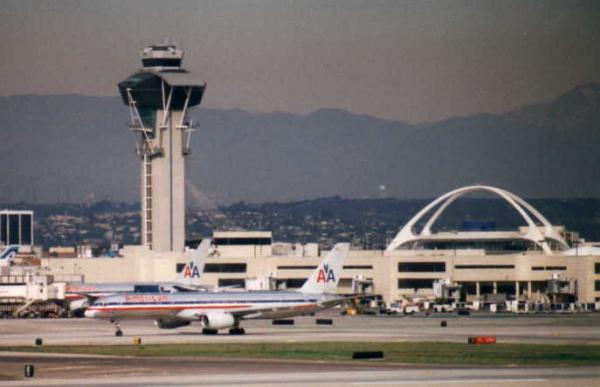 GCHX09 LAX Plane Spotting (Traditional Cache) in California, United ...