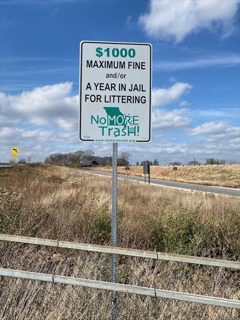 GCA1QBJ A December CITO (Cache In Trash Out Event) in Missouri, United ...