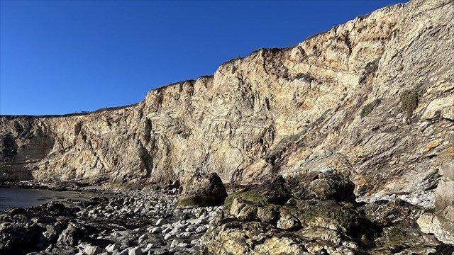 GCA33AG Funky Franciscan Folds -- Moat Creek Beach (Earthcache) in ...