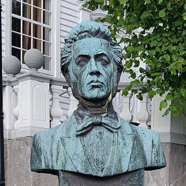 GC7A2DP Eilert Sundt 200 år (Multi-cache) in Agder, Norway created by ...