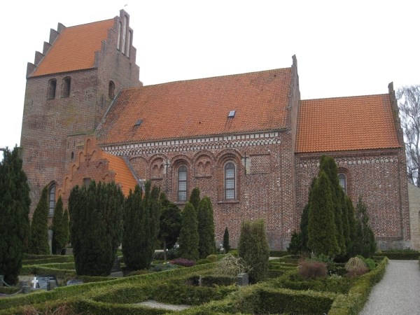 GC2T81E Borre Kirke (Traditional Cache) in Region Sjælland, Denmark ...