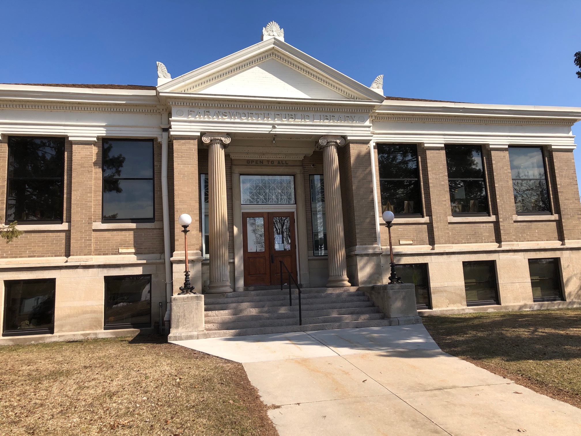 GC8N7X1 O.C.H.#5: The Farnsworth Library (Unknown Cache) in Wisconsin ...