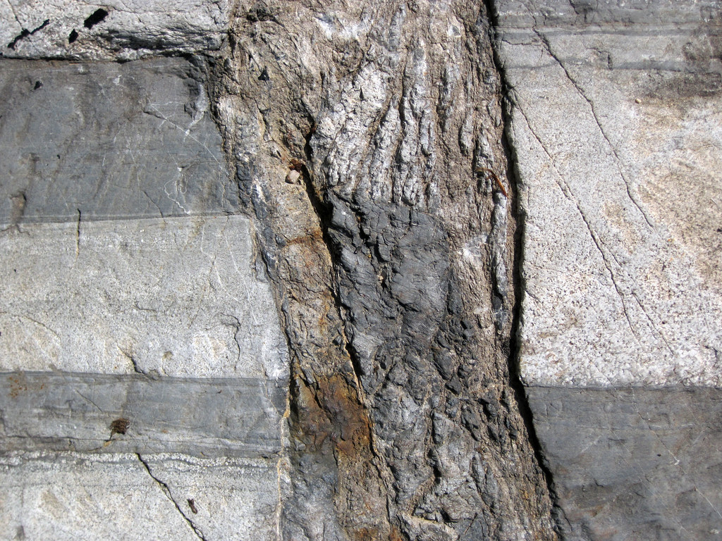 GC86ZMH Five Islands Fault Zone - LOW TIDE (Earthcache) in Nova Scotia ...