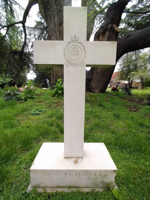 GC9C24E War Memorial #1520 ~ Thurlby (Multi-cache) in East Midlands ...