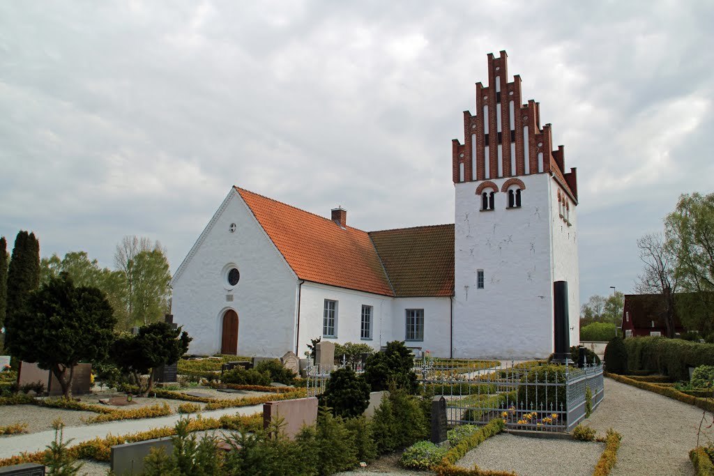 GC7FY54 Södra Sandby kyrka (Traditional Cache) in Skåne, Sweden created ...
