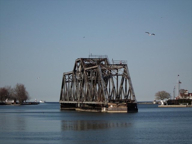 GC836RC Bridges #11: Local Bridges (Unknown Cache) in New York, United ...