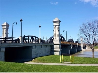 GC836RC Bridges #11: Local Bridges (Unknown Cache) in New York, United ...