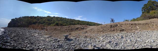 GC8Z5Z3 Emona Rocky Beach (the cow poo beach) (Traditional Cache) in ...