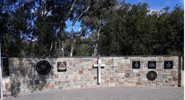 GC7ZBKJ Reel™ - War Memorial Drive #1 (Multi-cache) in South Australia ...