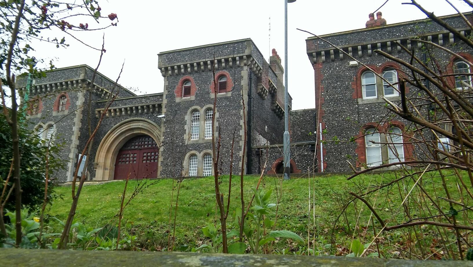 GC8M1QG HMP Lewes 3 (Unknown Cache) in South East England, United ...