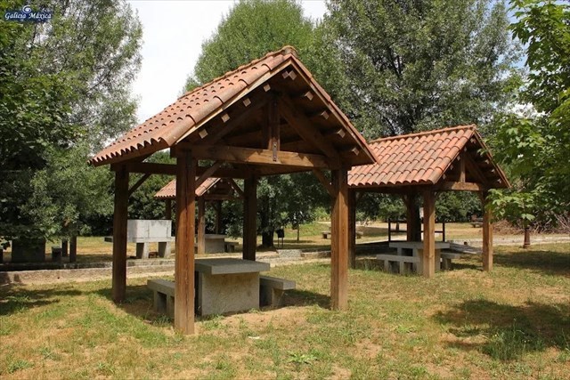 GC8TDQB Área recreativa del Deva (Traditional Cache) in Galicia, Spain ...