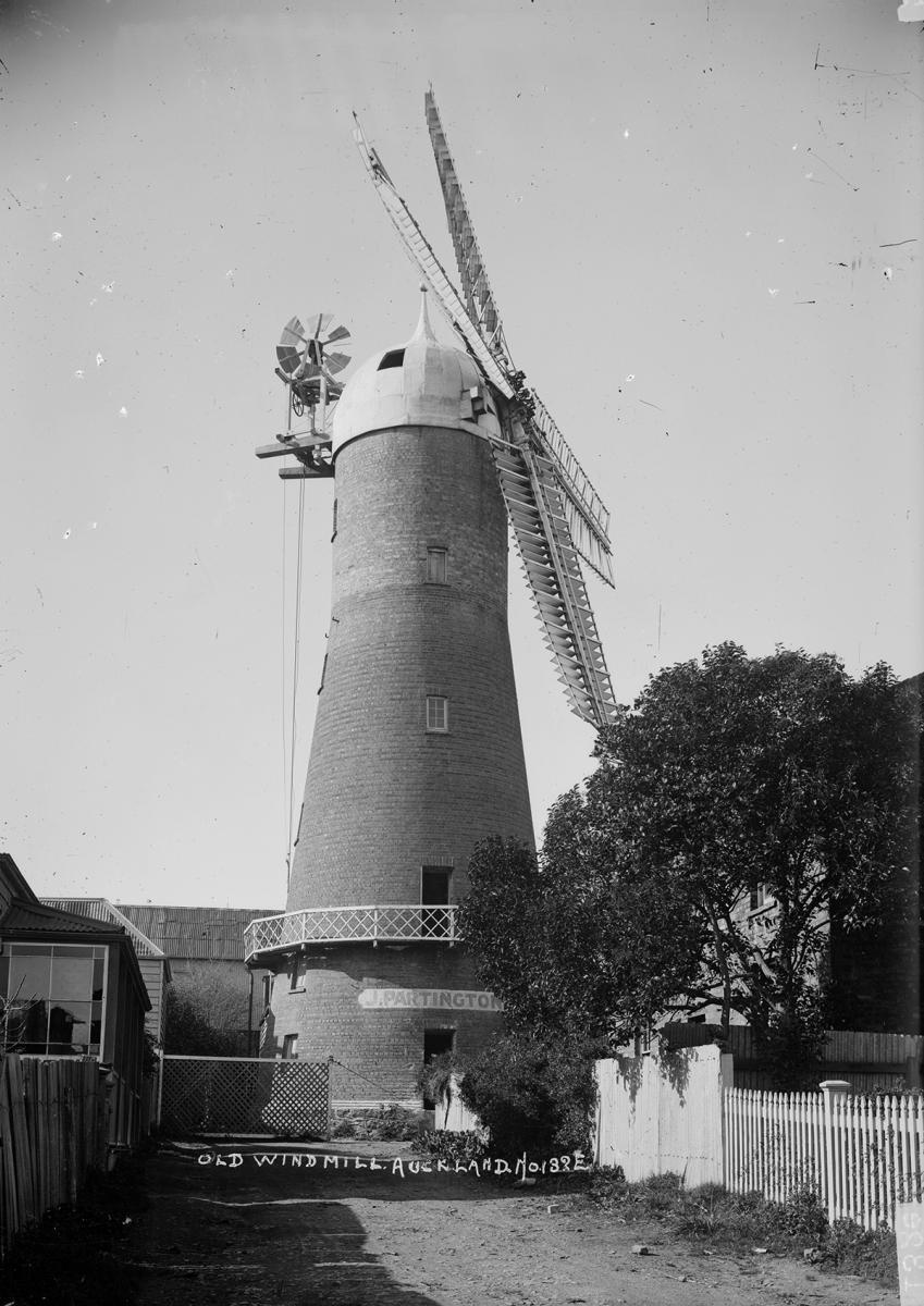 GC7G9TD Windmills of Auckland (Unknown Cache) in North Island, New ...