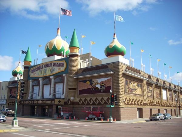 GC73FHW ROUTE 66 - "Corn Palace" (Traditional Cache) in Iowa, United ...
