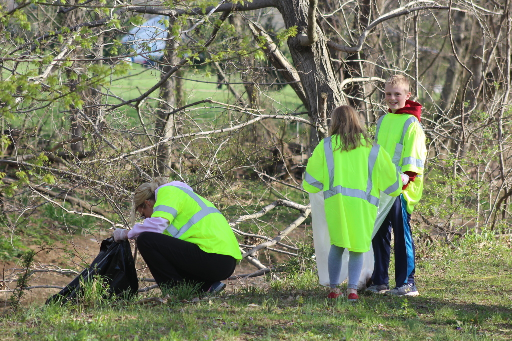 GCADJ16 Fall Ditch Clean Up 2023 (Cache In Trash Out Event) in ...