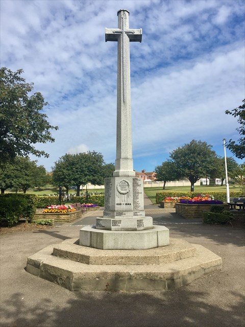 GC6QF39 War Memorial #203 ~ Easington Colliery (Multi-cache) in North ...