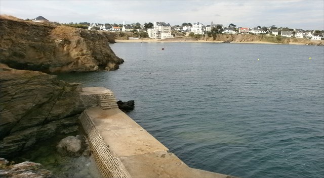 GC6RC84 Le gros rocher (Traditional Cache) in Bretagne, France created ...