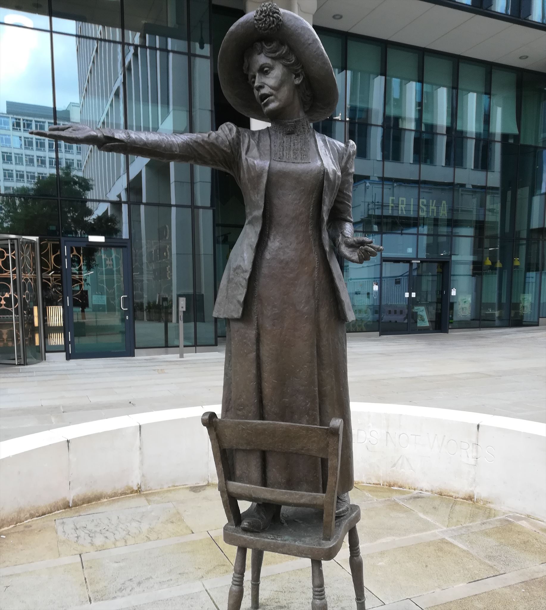 Statue of Emmeline Pankhurst - Manchester, UK - Wikipedia Entries on ...