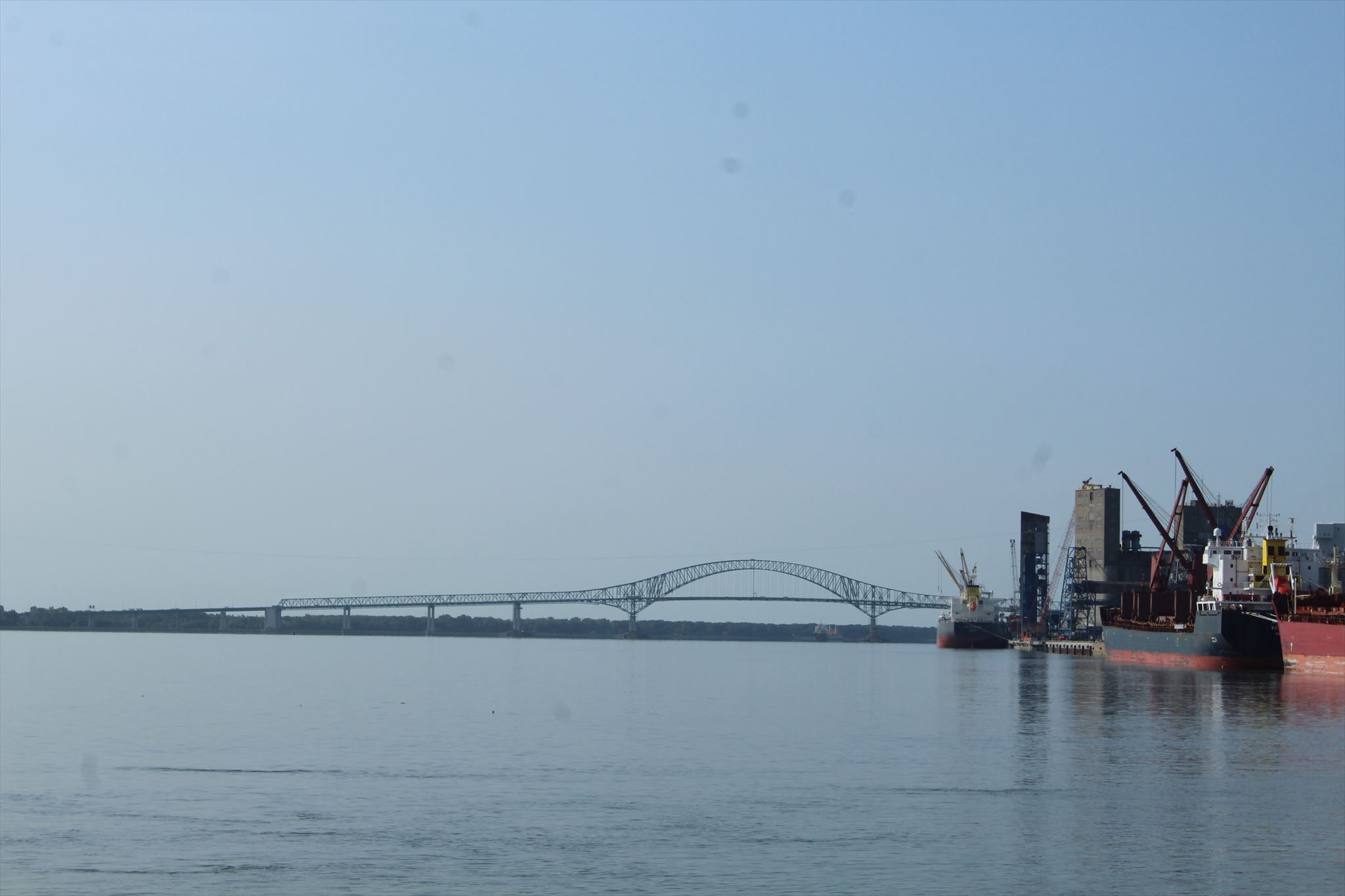 Pont Laviolette - Trois-Rivières, Québec - Satellite Imagery Oddities ...