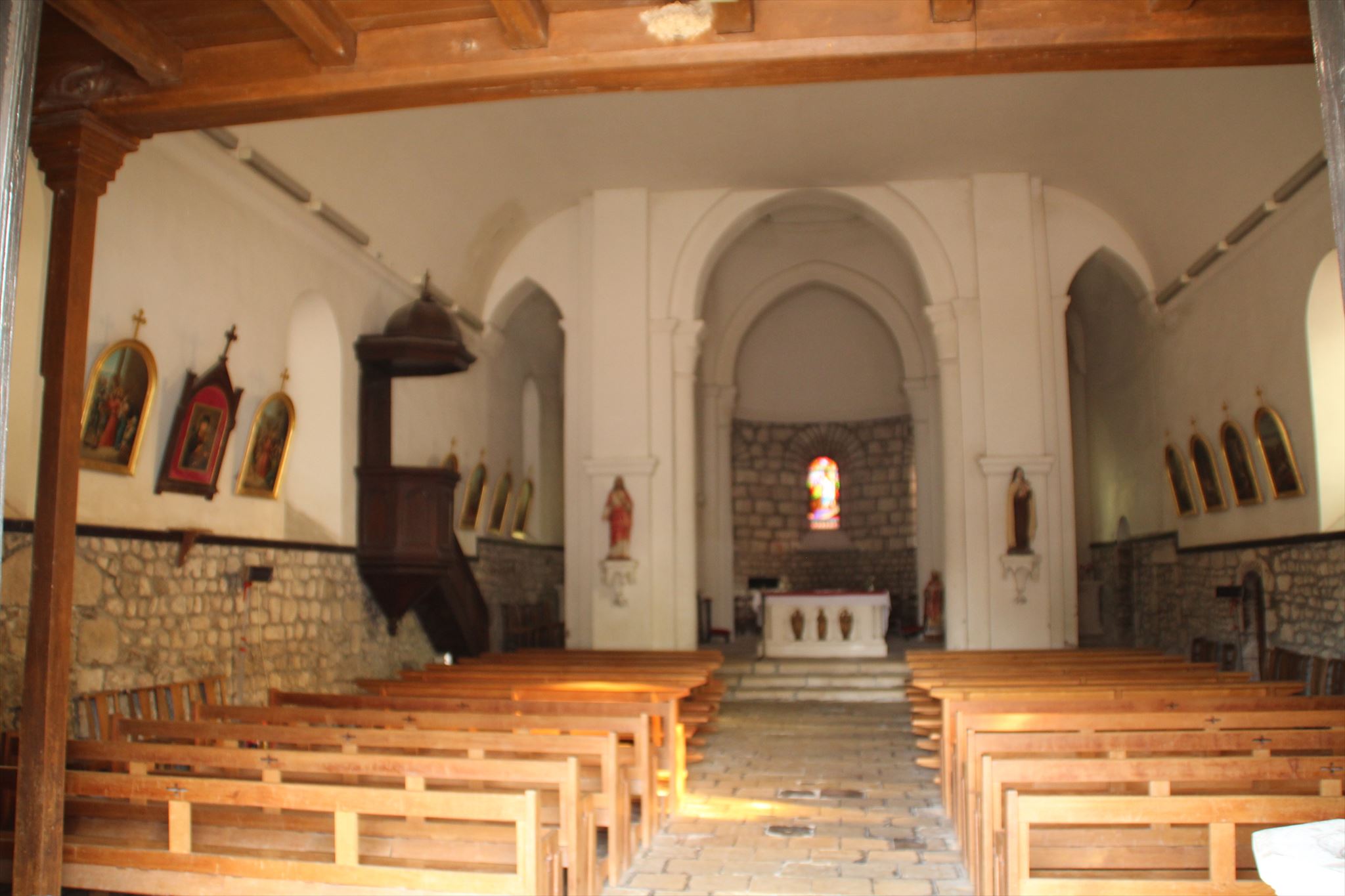 Église Saint-Pierre - Lessac, France - This Old Church on Waymarking.com