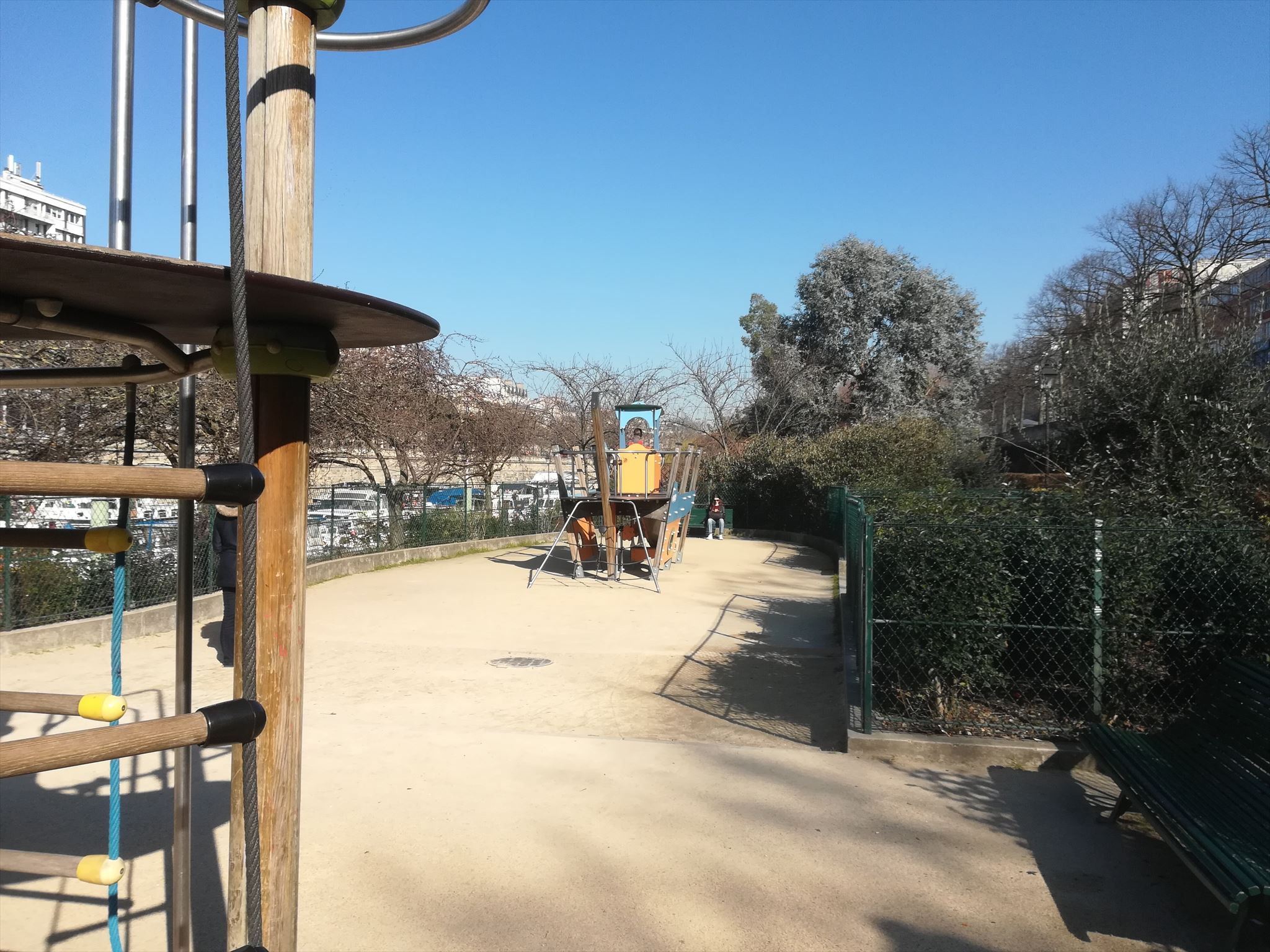 Aire de Jeux - Jardin de l'Arsenal - Paris 12ème, France - Public ...