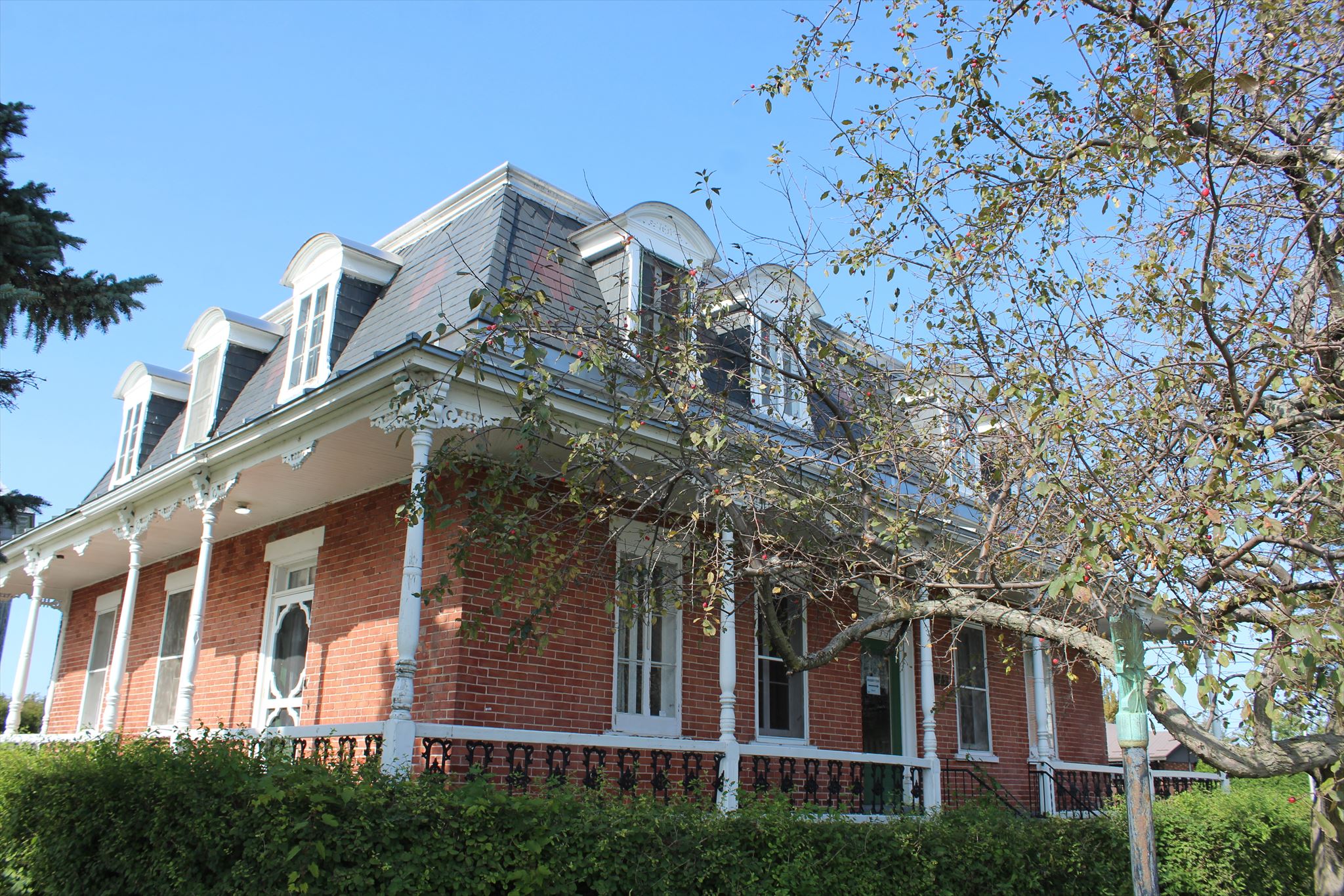 Presbytère de Saint-Sulpice - Saint-Sulpice, Québec - Histoire du ...