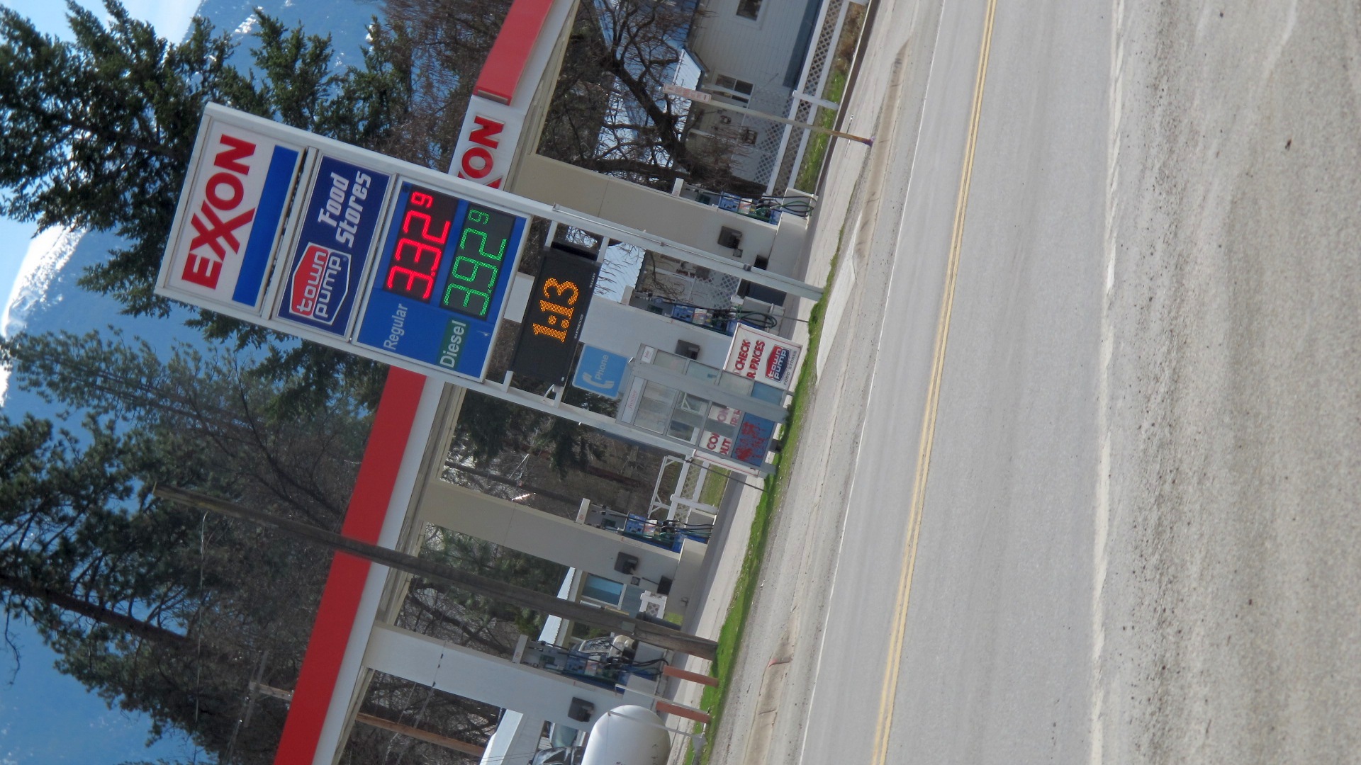 Exxon Gas Station - Troy, Montana - Time and Temperature Signs on ...
