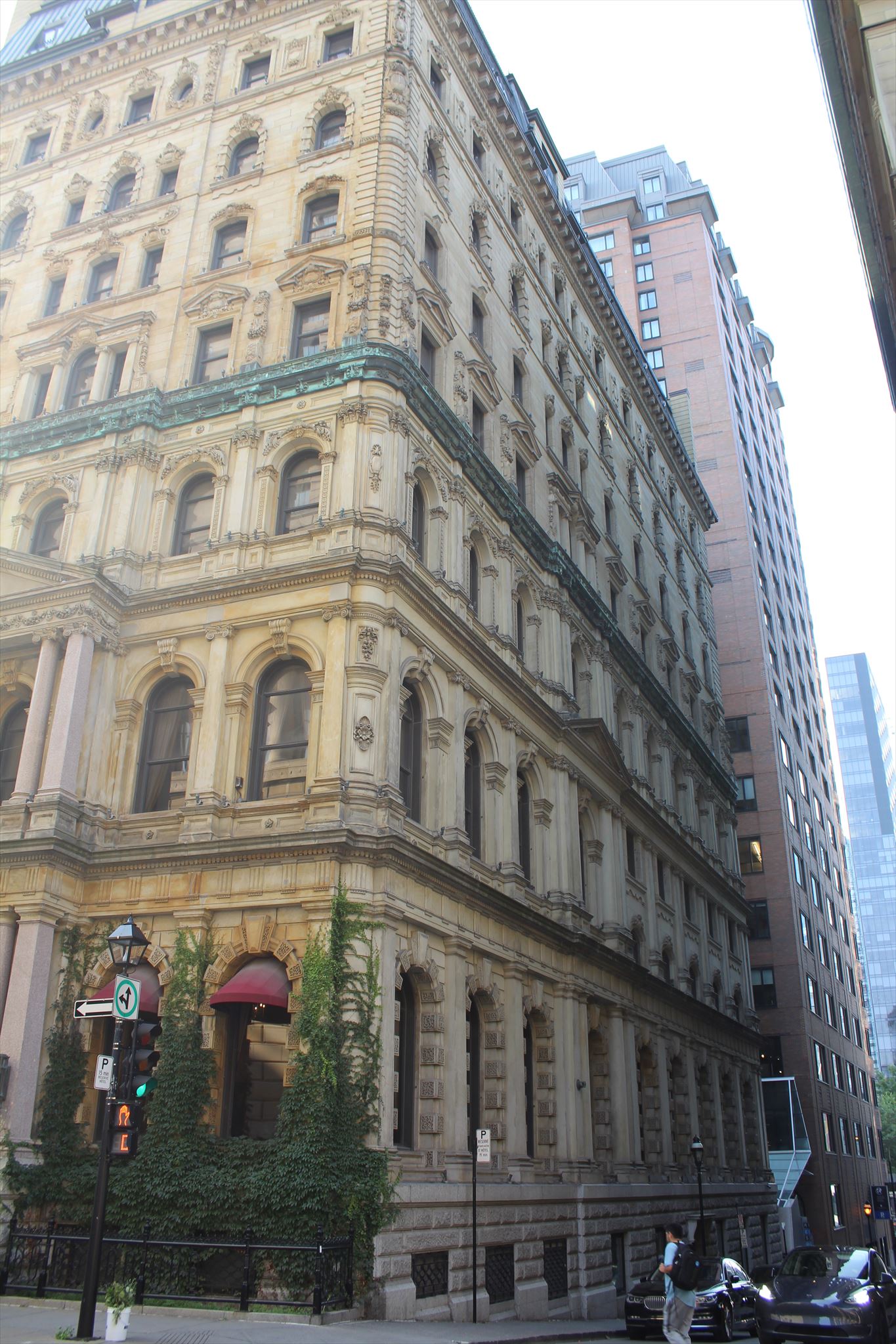 Édifice de la Merchants' Bank - Montréal, Québec - Victorian Style ...