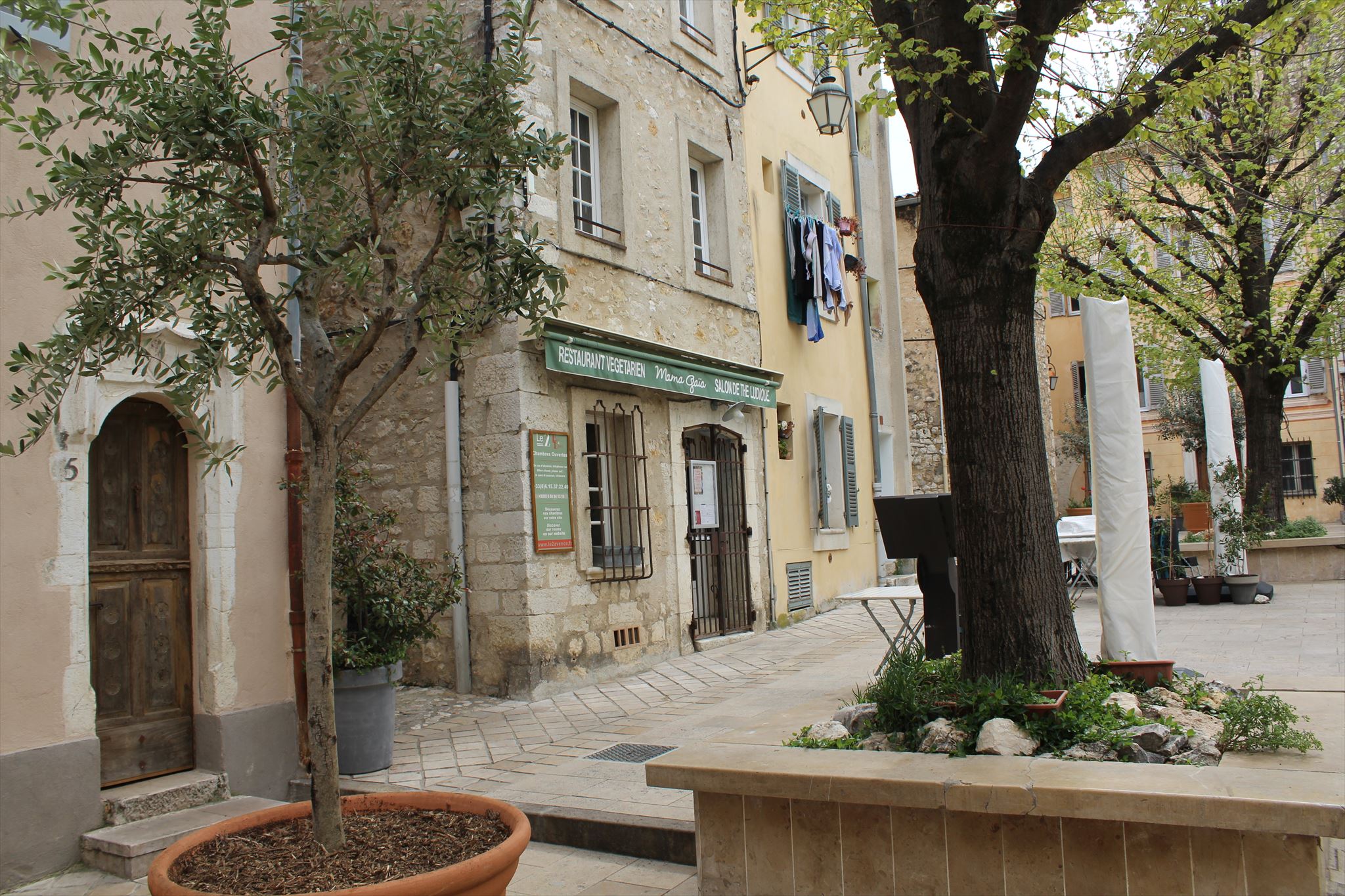 Place Godeau - Vence, France - Official Local Tourism Attractions on ...