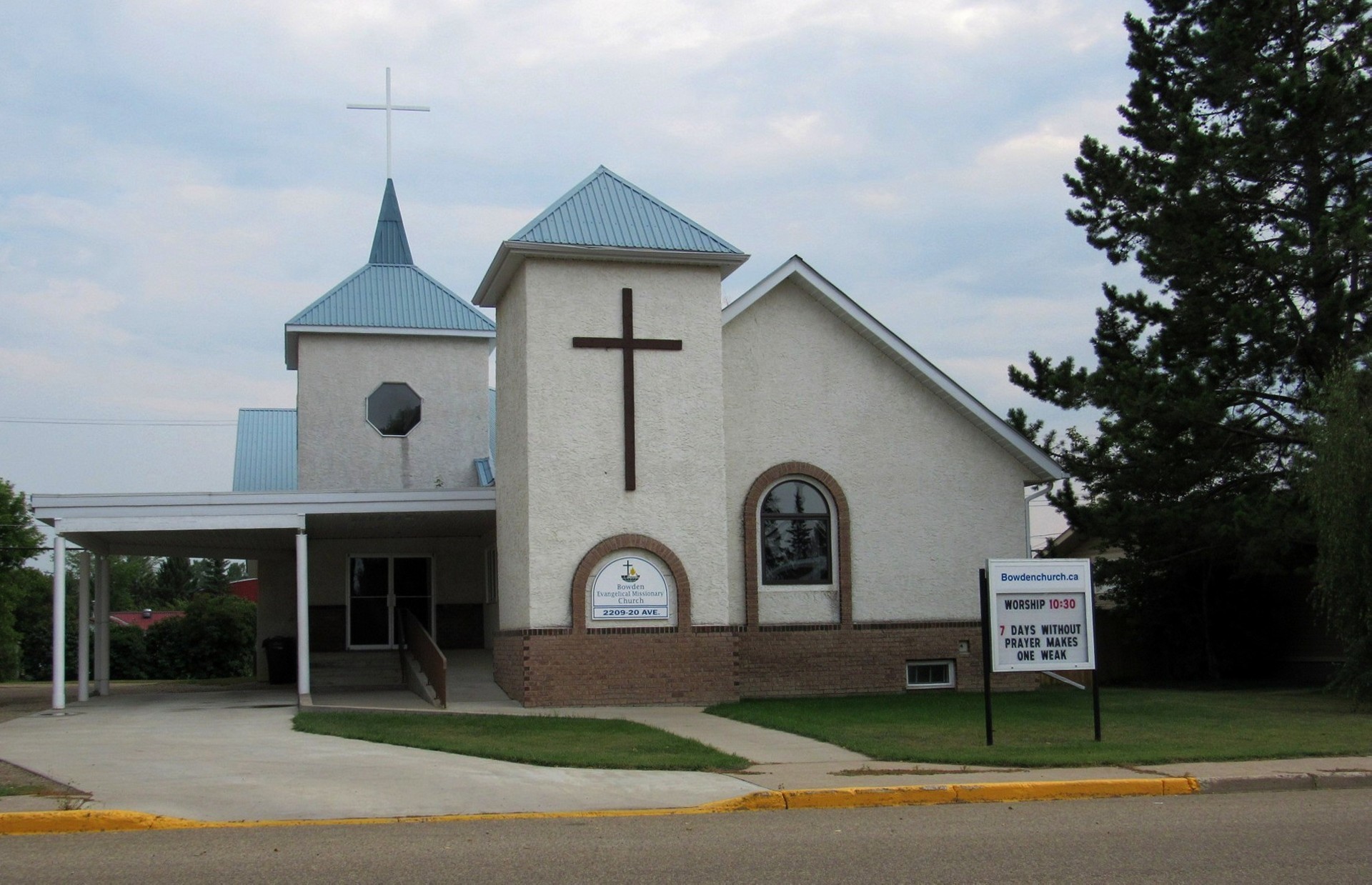 Evangelical Missionary Church - Bowden, Alberta - Religious Buildings ...
