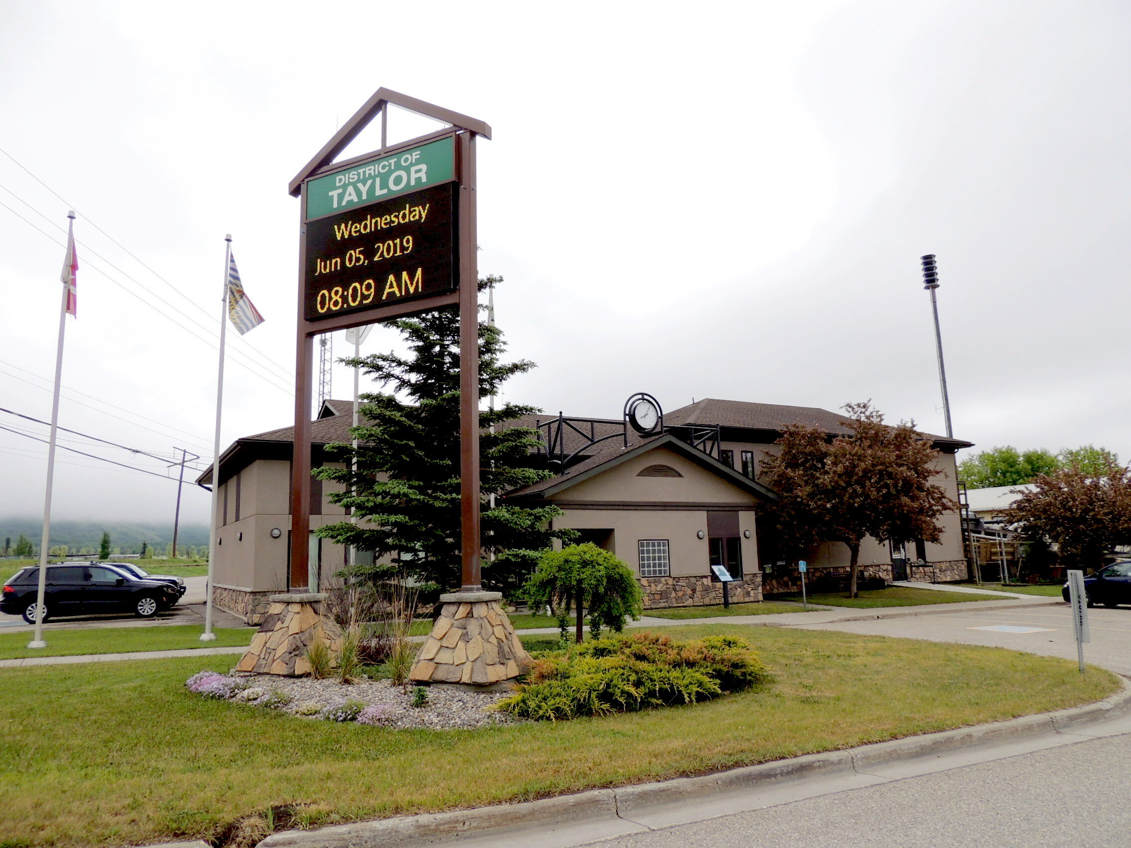 District of Taylor, British Columbia - Time and Temperature Signs on ...