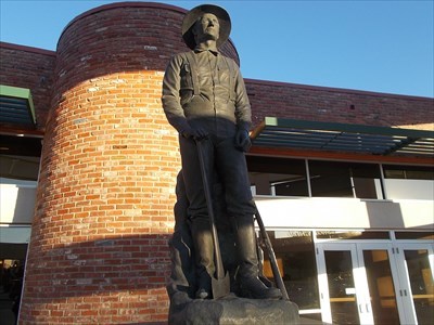 Pioneer Man - Clinton, OK - Figurative Public Sculpture on Waymarking.com