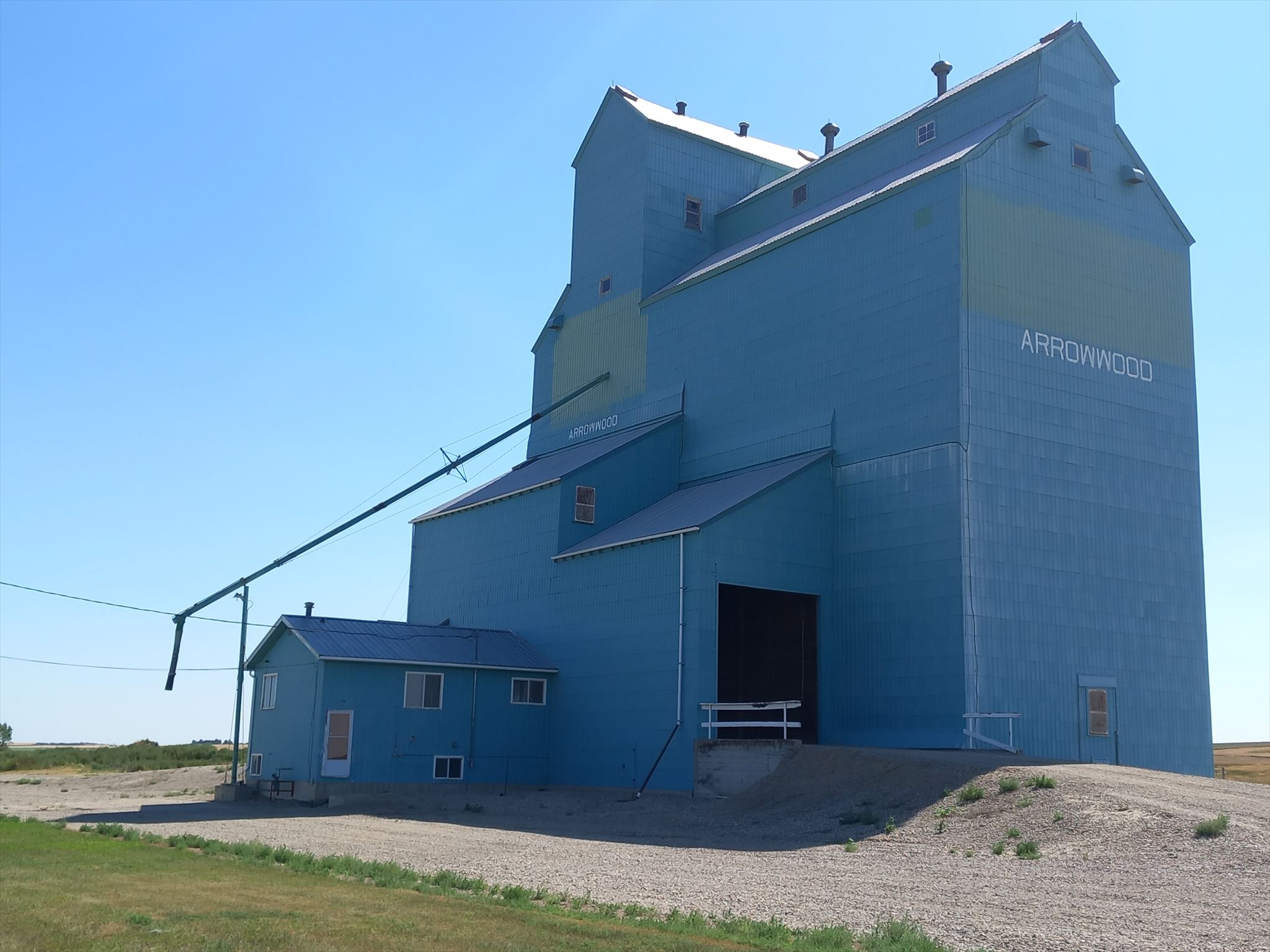 Alberta Wheat Pool - Arrowwood, AB - Grain Elevators on Waymarking.com
