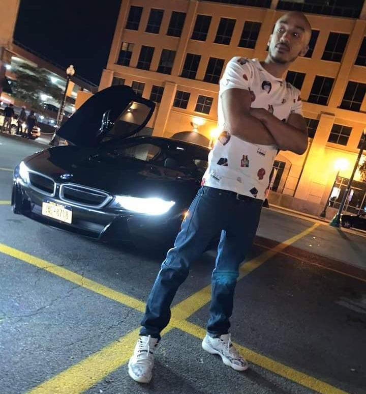 Elijah Thompson, age 32