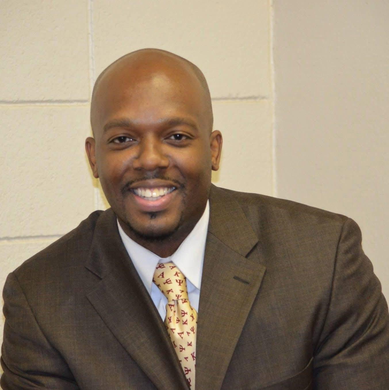 Lester Earl Jones, age 47