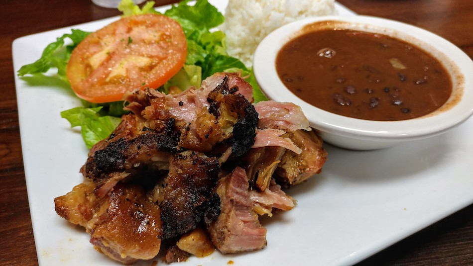 BRW2017: Miami Fusion Cafe Serves up Delicious Food with a Latin Flair