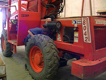 Mobile Heavy Equipment Mechanics, Except Engines