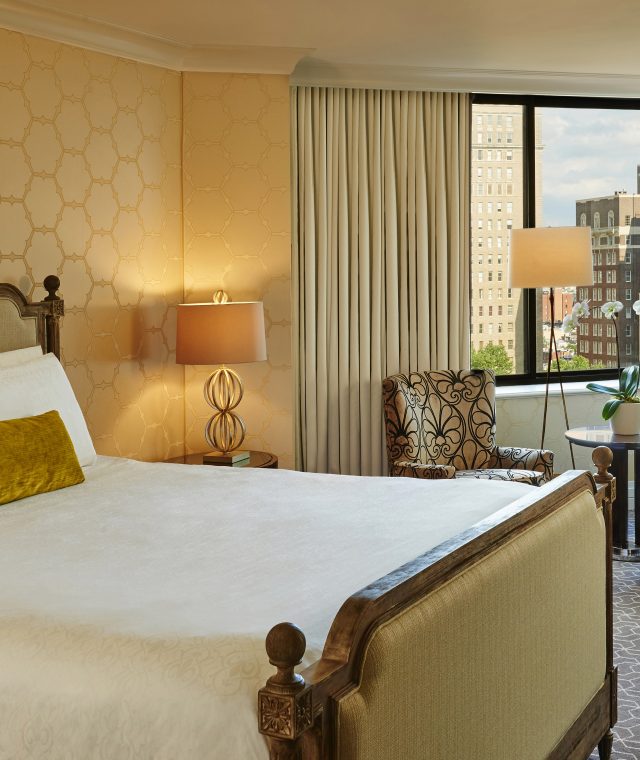 Luxury Center City Philadelphia Hotels | The Rittenhouse