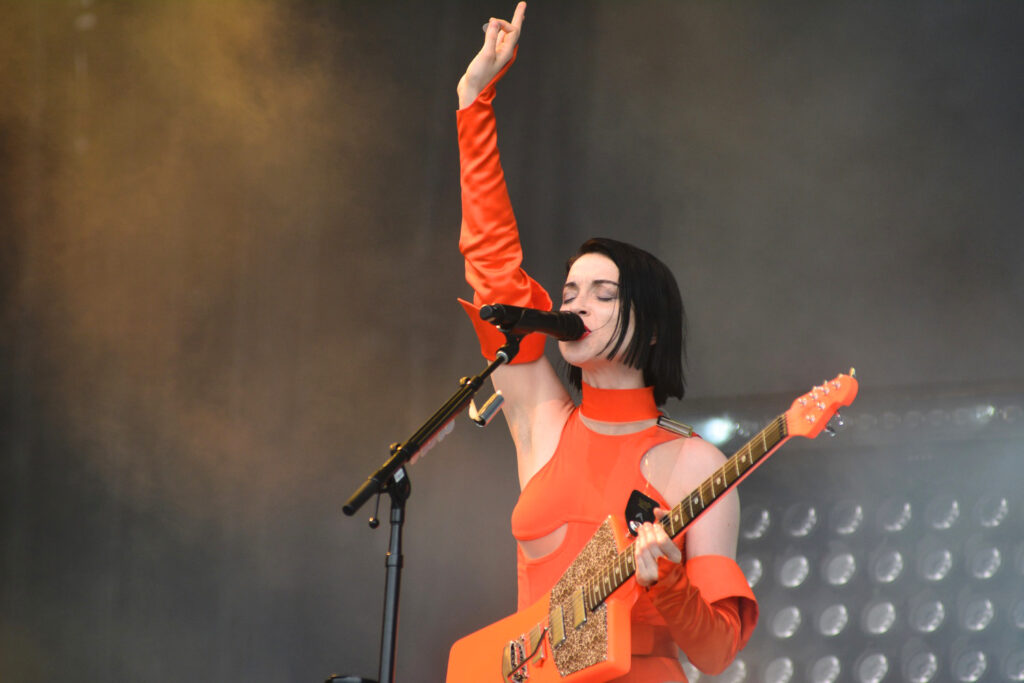 St. Vincent's Latest Music Video Taps into Retro Visuals - The Heights