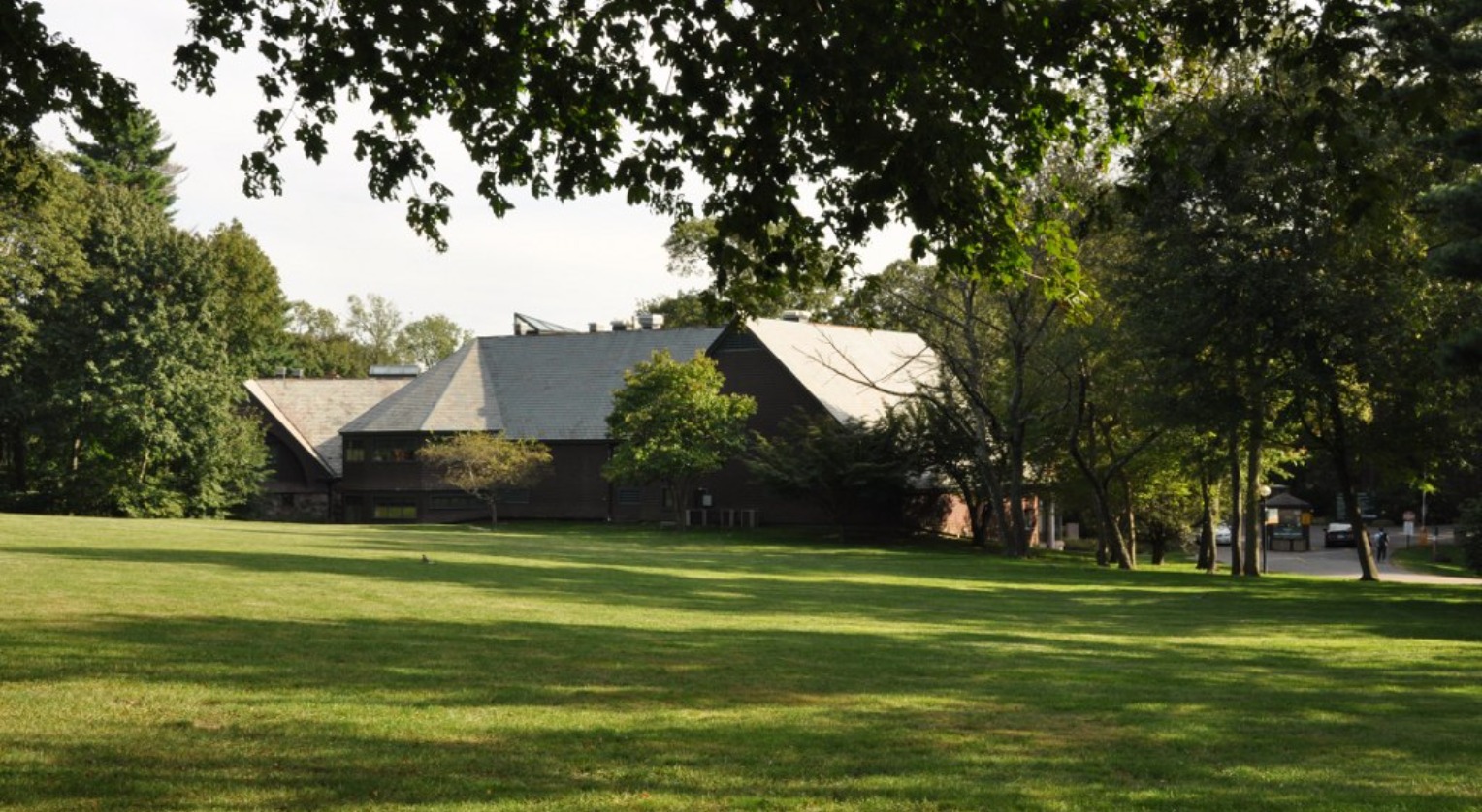 Erick Berrelleza Named Inaugural Dean of Messina College — The Heights