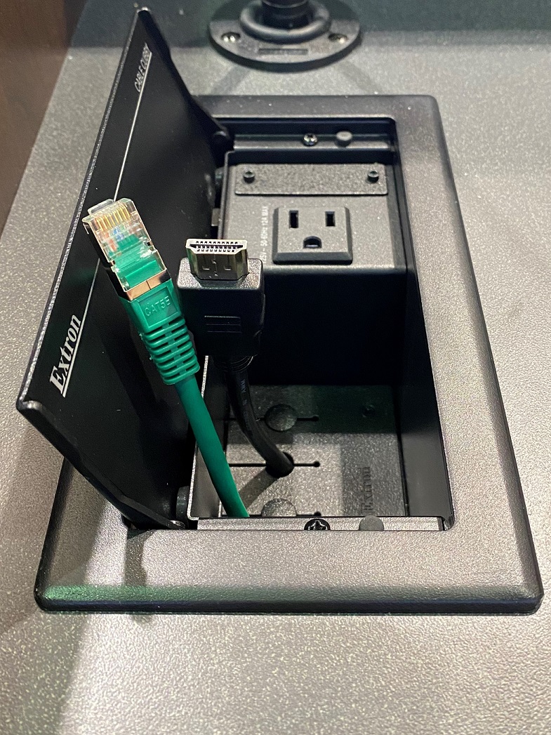 Using the Lectern Floor Box Input in the Boyce Gymnasium - CCAC's Help ...