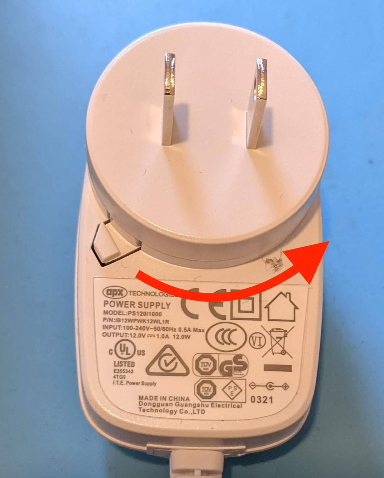 Whiteboard Owl plug assembly/disassembly
