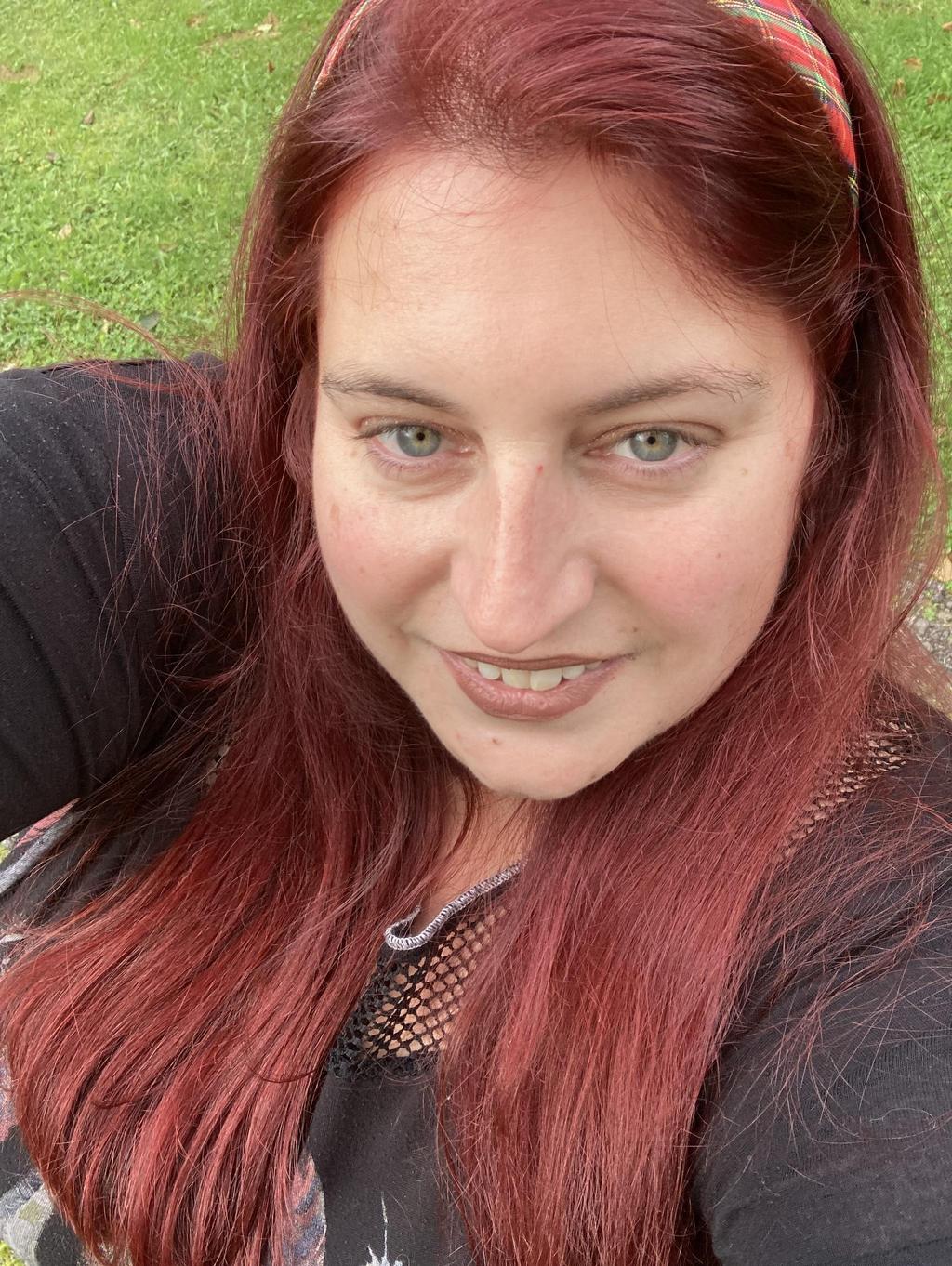 Victoria Chisholm - OTALOCO, Oracle and Tarot Lovers Congress