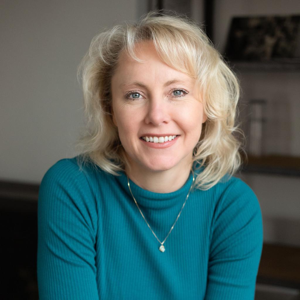 Melissa Henry | HeySummit Speaker Network