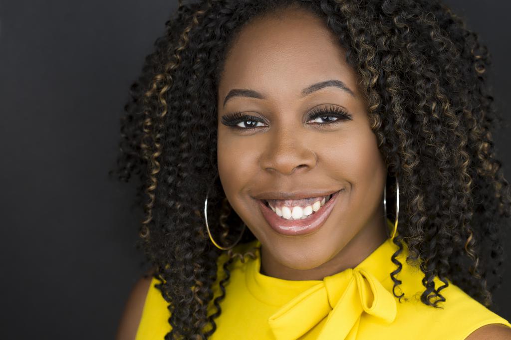 Michelle Raymond | HeySummit Speaker Network