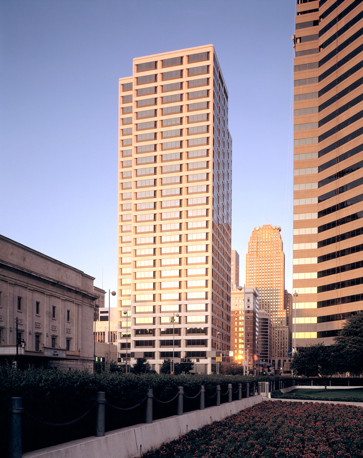 PNC Center Cincinnati Properties Hines