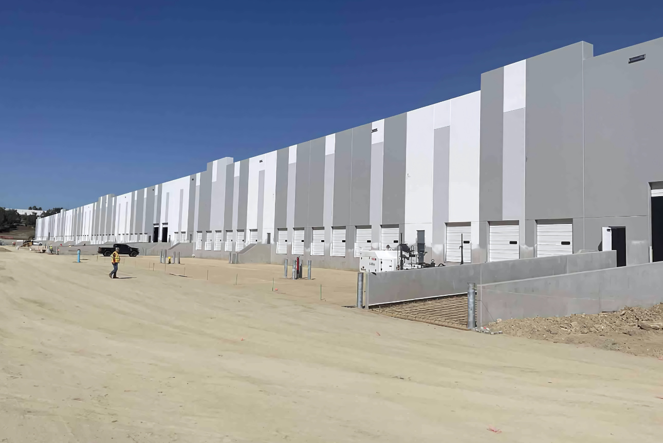 Raceway Industrial Park - Hines