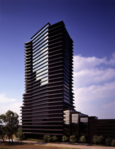 Three Ravinia Drive/MCI Center - Hines