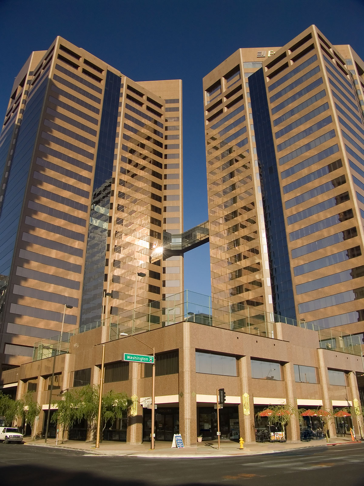 Renaissance Square – Properties – Hines Renaissance Square – Properties – Hines