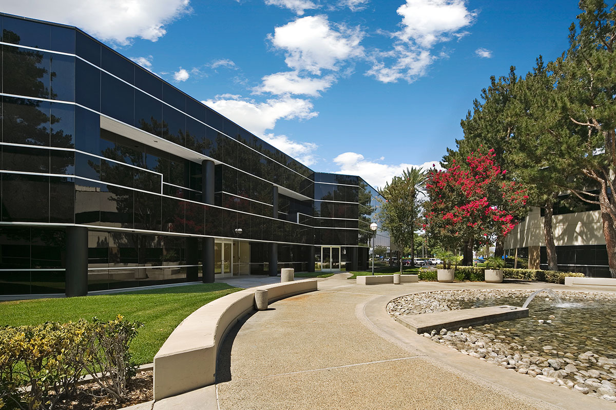 Tri-City Corporate Centre - Hines