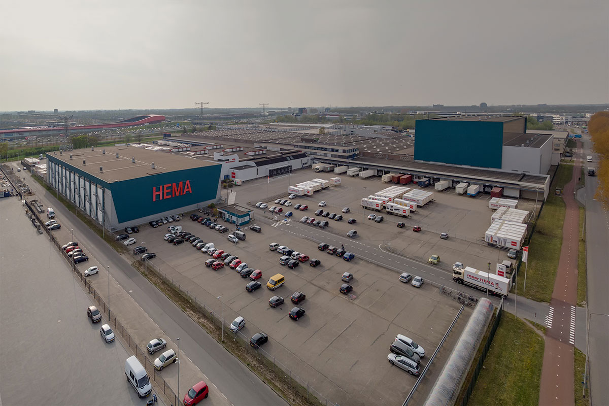 Urban Logistics Distribution Center HEMA - Hines